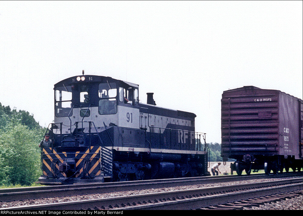 RF&P 91 With Local Freight